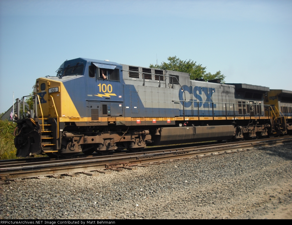 CSX 100